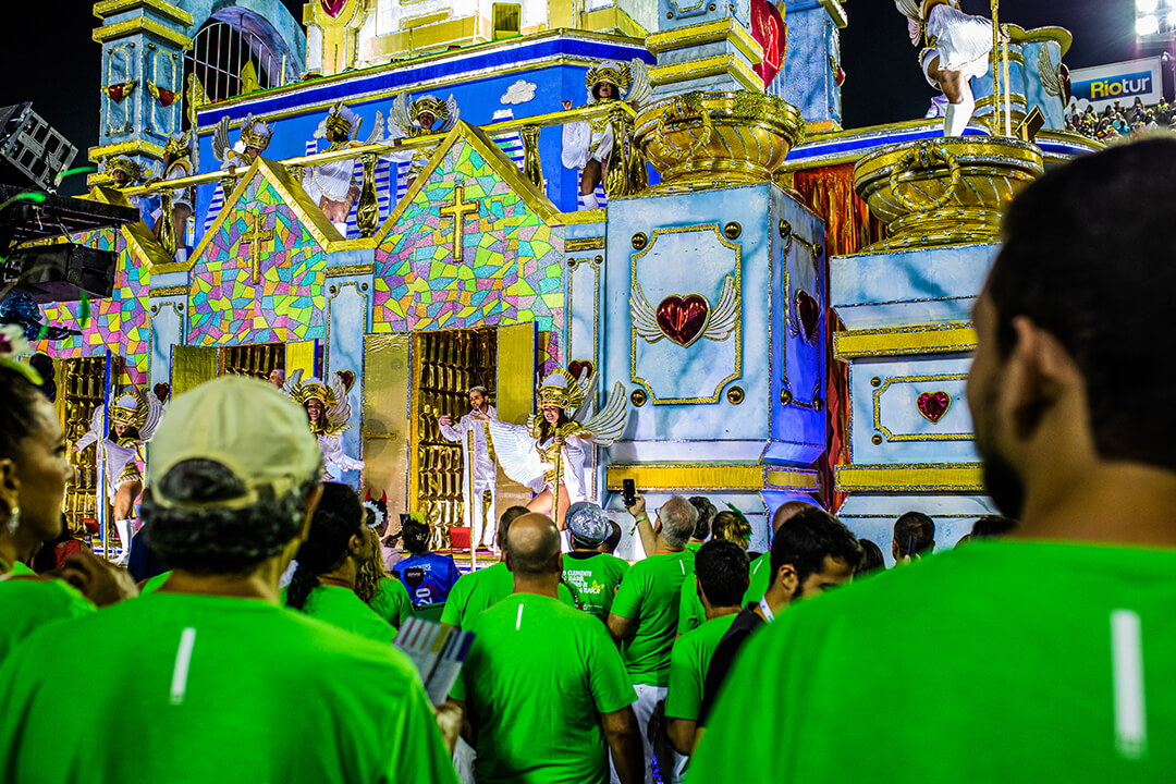 Tickets for the Rio Carnival of 2023 Folia Tropical Lounge